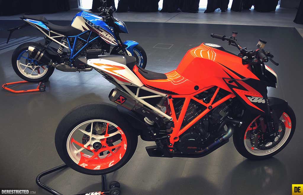 First Look Of 1290 Super Duke R For KTM Dealers